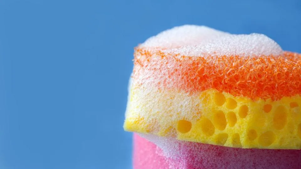 Foam for cleaning applications